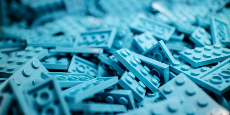 Join the Capture Plastics Photo Contest and win 50mm Lens - VIEWBUG.com